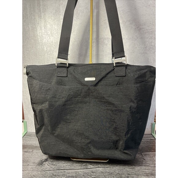 Baggallini | Bags | Baggallini Carryall Travel Tote Black | Poshmark